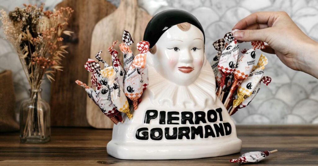 Redécouvrez les inoubliables sucettes Pierrot Gourmand